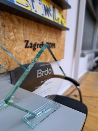 Dodijeljene nagrade u sklopu Dana PMF-a - Novosti - Geografski odsjek